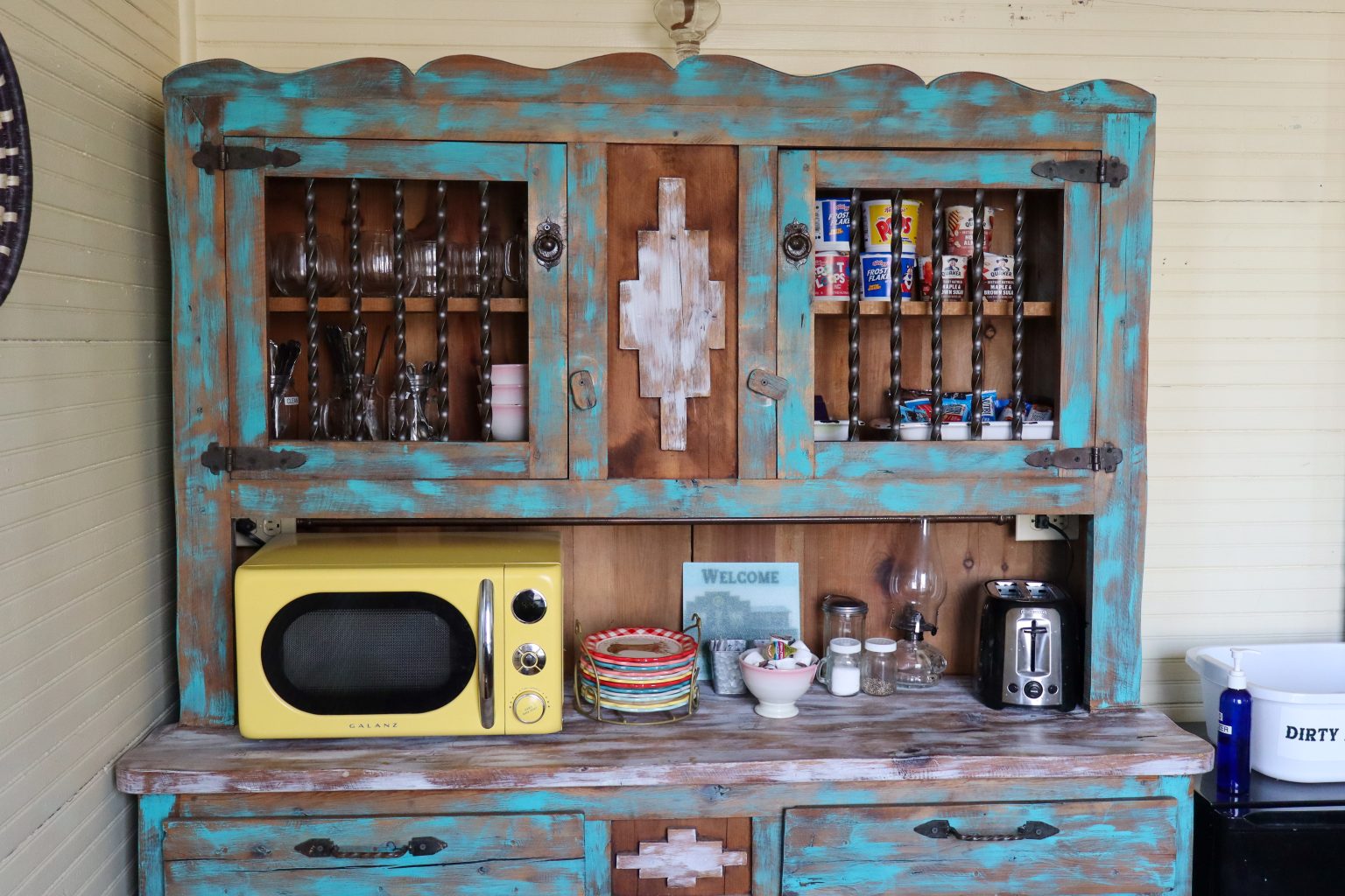 Stay at the Inn - Crazy Mountain Inn